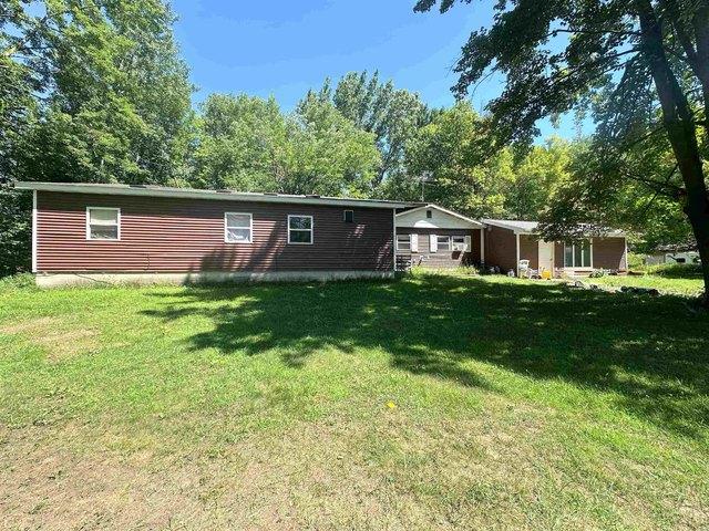 W2668 Sequin Rd, Marinette, WI 54143