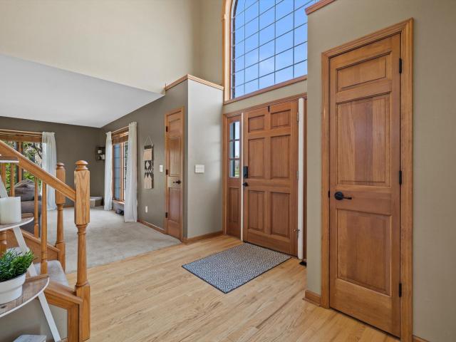 W266S8655 Rustic View Ln