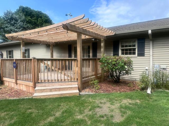 W2627 Copperhead Ln