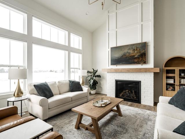 W274N6937 Pintail Ct, Lisbon, US, WI