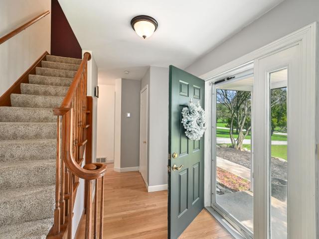 W278N1973 Lakeview Dr