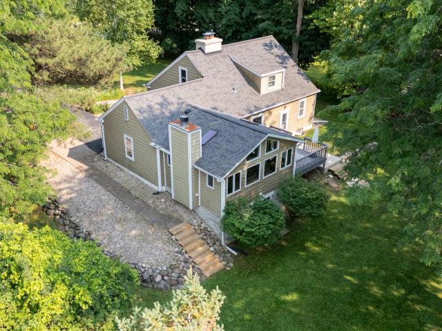 W278N2147 Lakeview Dr