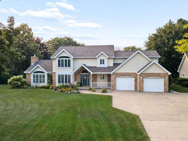 W2880 Oakridge Dr, Appleton, WI 54915