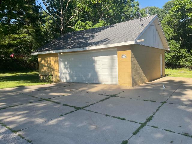 W297N2968 Oakwood Grove Rd