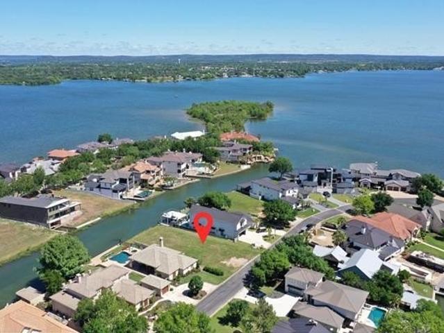 W29034 Wennmohs Pl, Horseshoe Bay, TX 78657