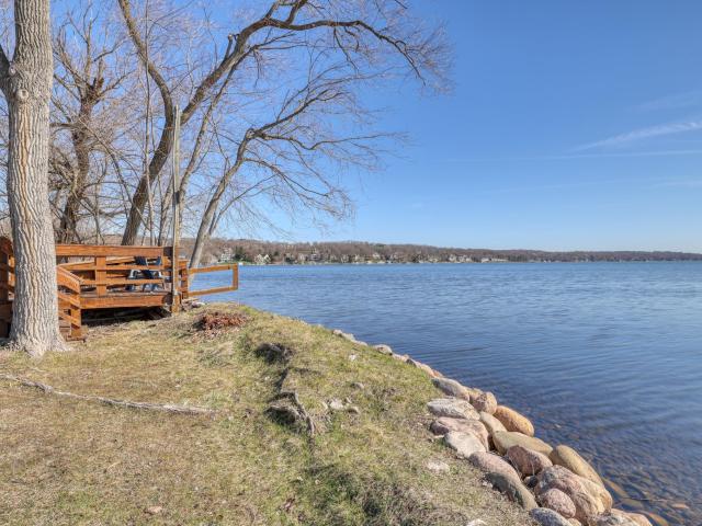 W304N2356 N Westwind Dr, Unit 6A