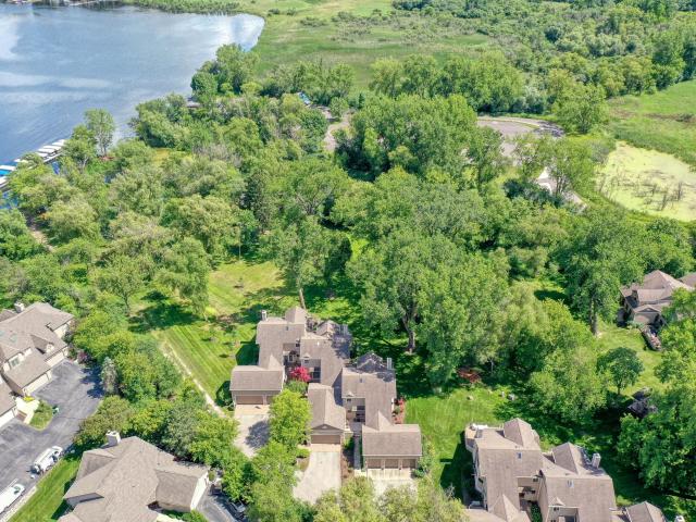 W304N2356 N Westwind Dr, Unit 6A