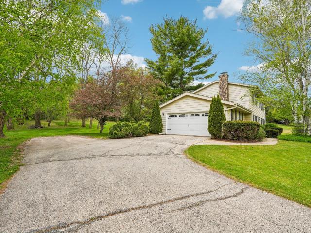 W326S7751 Squire Ln