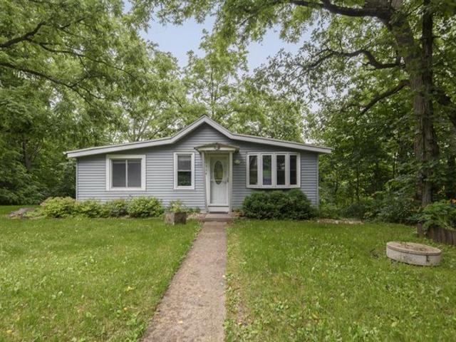W344S10664 Island View Ln, Eagle, WI 53149