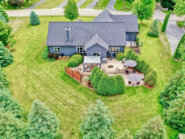 W347N5943 Lake Dr