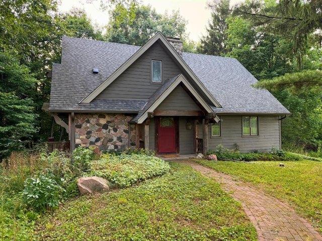 W340N9005 Townline Rd, Lac La Belle, WI 53066