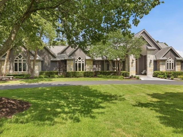 W343S9230 Jericho Ct, Eagle, WI 53119