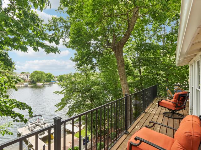 W351N5464 Lake Dr