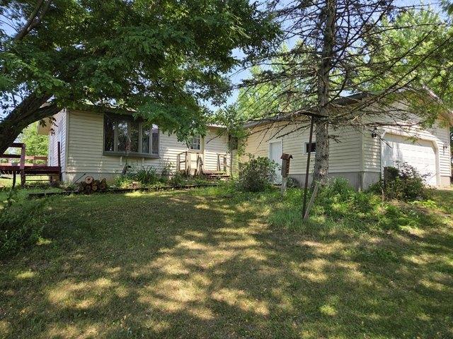 W3618 Chicago Ln, Redgranite, WI 54970