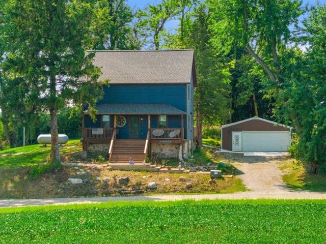 W3797 Landstad Rd, Bonduel, WI 54107