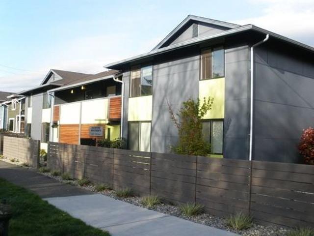 W41 51 Studio Apartment for Rent at 1404 25th Ave, Seattle, WA 98122 Mann