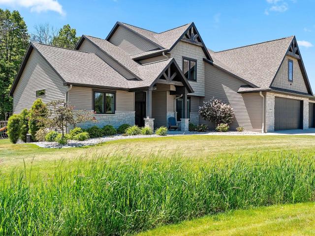 W4269 rose tree drive