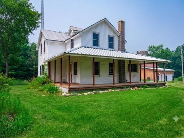 W4478 49th St, Mauston, WI 53948