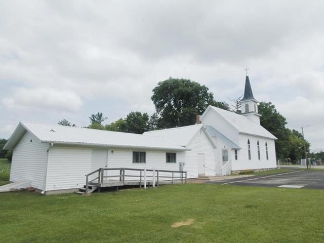 W4704 10th Rd, Westfield, WI 53964