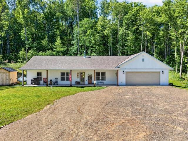 W4855 2nd Ave, Spooner, WI 54801