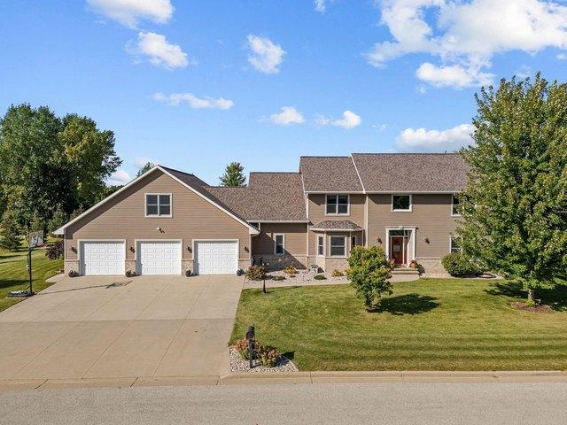 W5071 Cherrywood Ct, Sherwood, WI 54169