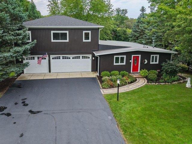 W5159 Bayshore Dr, La Grange, WI 53121