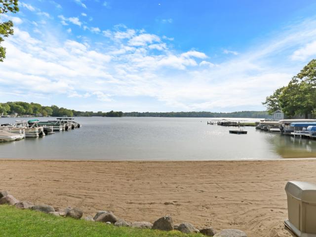 W5135 Sterlingworth Ct, Unit 13