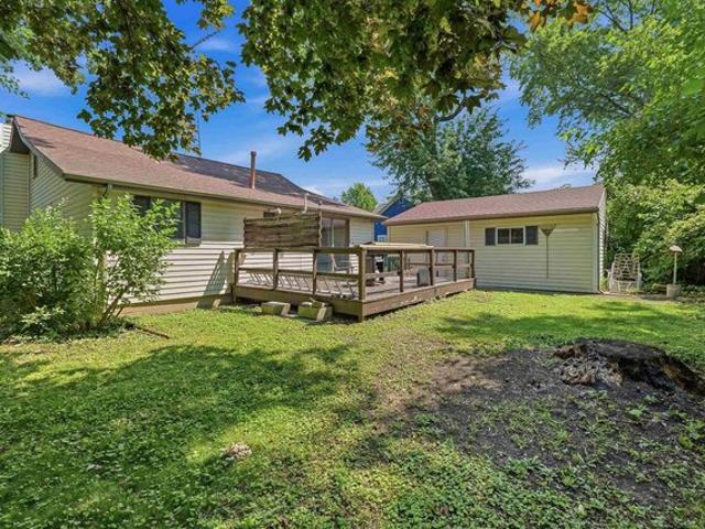 W5250 Bechaud Beach Dr, Fond du Lac, WI 54935