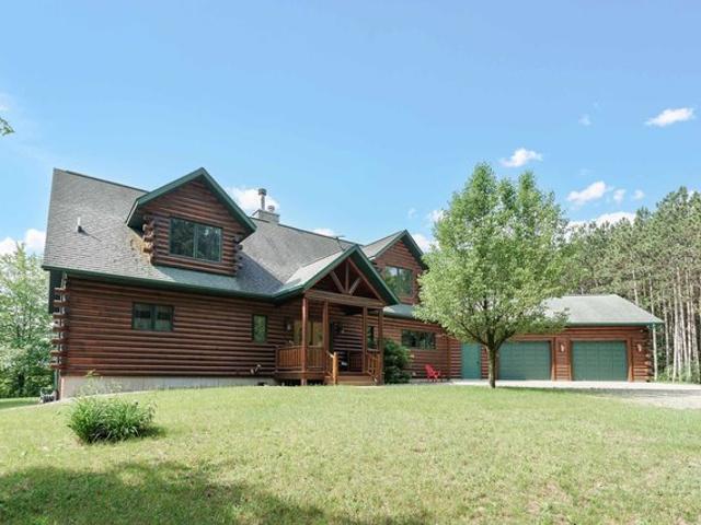 W5271 Southview Dr, Necedah, WI 54646