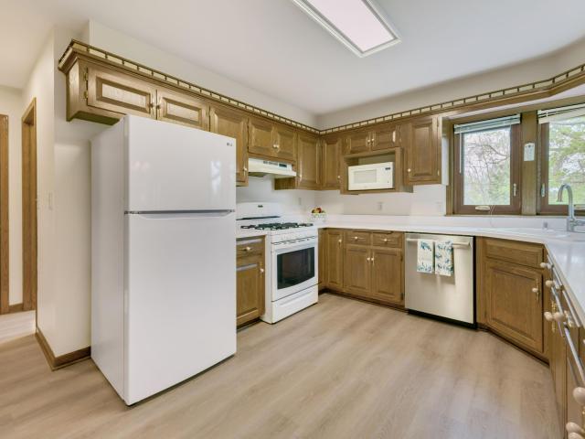 W52N618 Highland Dr