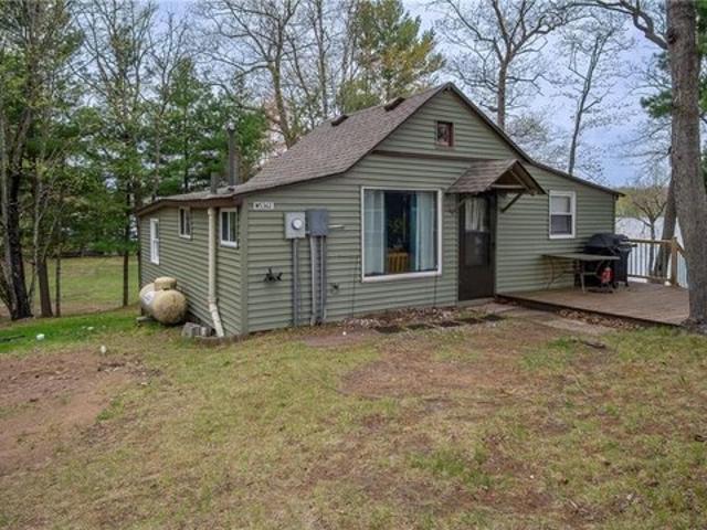 W5362 Yellowsands Dr, Spooner, WI 54801