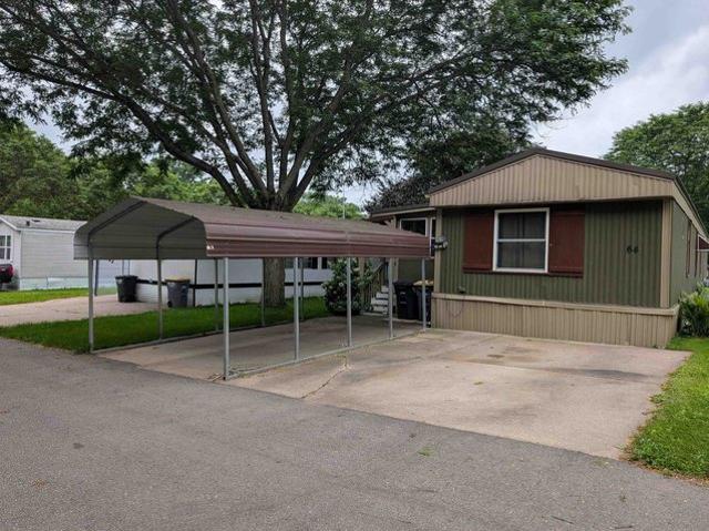 W5655 State Road 33 Trlr 64, La Crosse, WI 54601