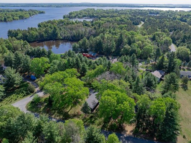 W5613 Cherokee Ln, New Lisbon, WI 53950