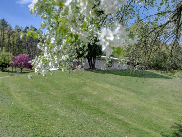 W601 Hillview Dr