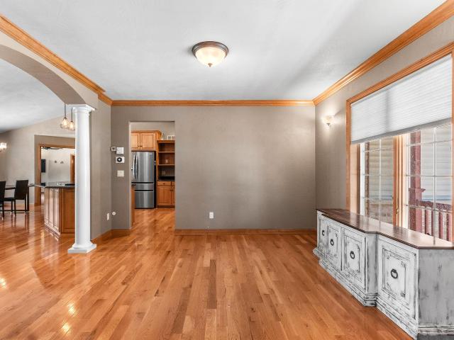 W6164 shagbark hickory lane