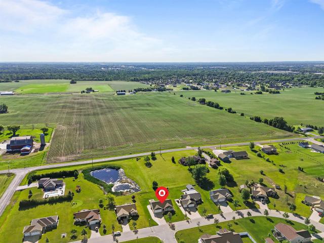 W6115 sherwood point drive