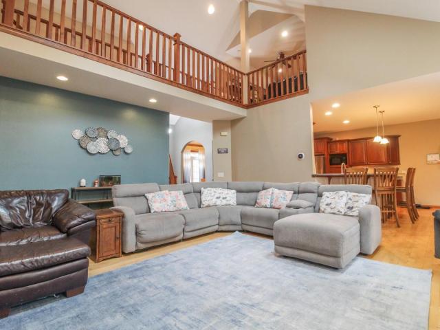 W6250 Apple Ln
