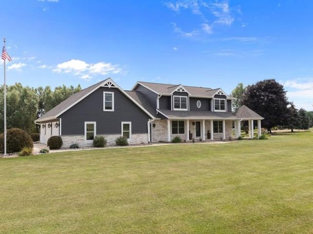 W685 River View Ct, Kaukauna, WI 54130