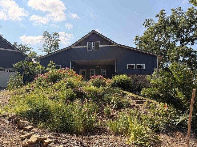 W696 Horan Rd, Brooklyn, WI 53521