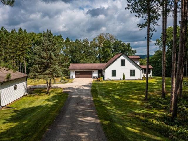 W7790 Herman Rd, Holland, WI 54636