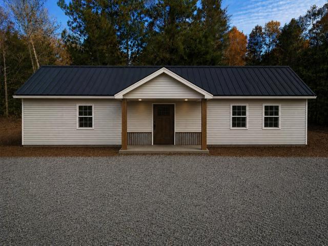 W7920 back acres drive