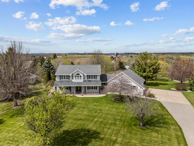 W8078 hillcrest court