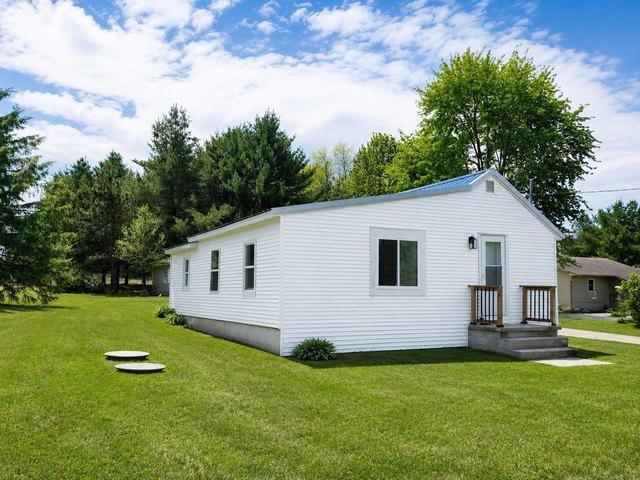 W8035 E Chicago Rd, Wautoma, WI 54982