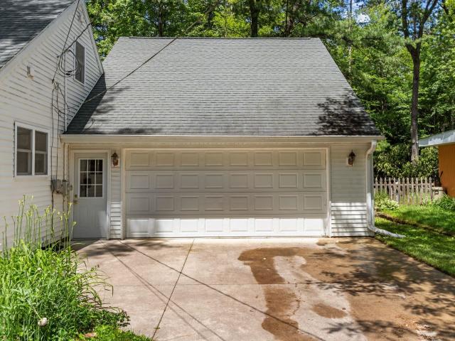 W8306 cloverleaf lake road