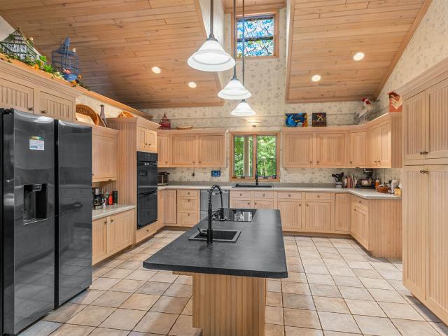 W8585 brown deer drive
