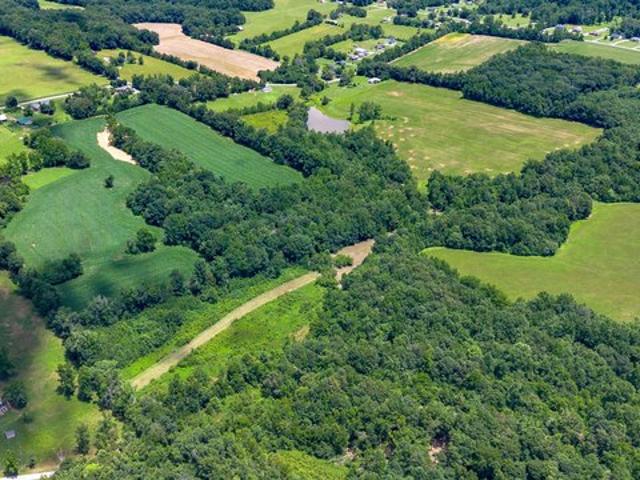 W MT Vernon Rd, Bethpage, TN 37022