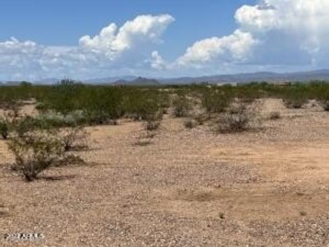 W Myers St, Wittmann, AZ 85361