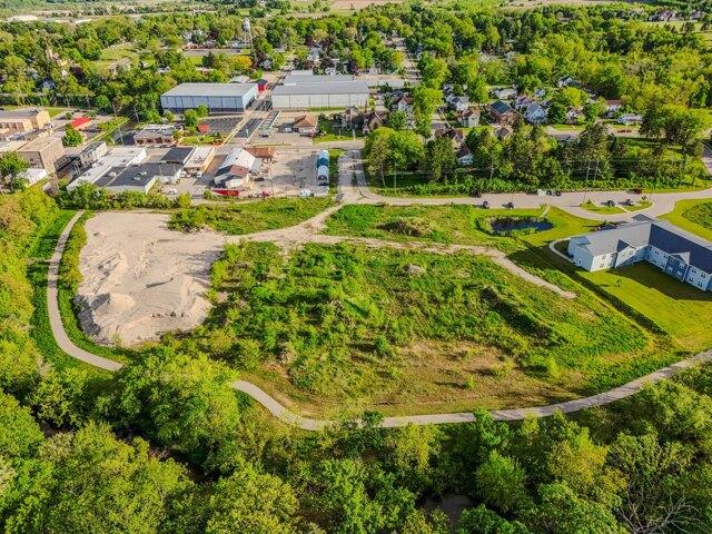 W Madison St Lot,waterloo, Plot For Sale
