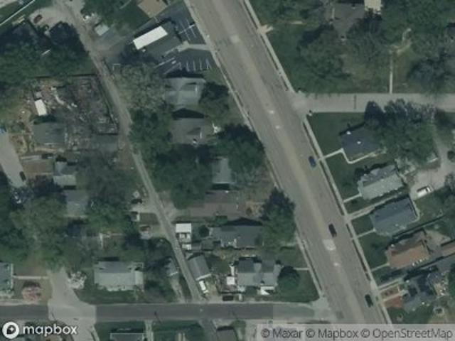 W Main St