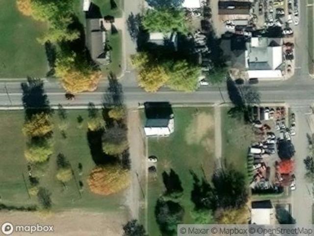 W Main St